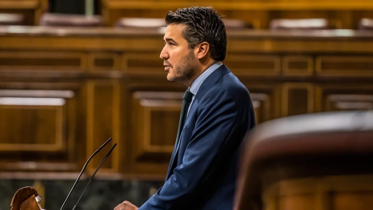 Ángel López, en el Congreso: «La ley animalista es una prohibición a ...