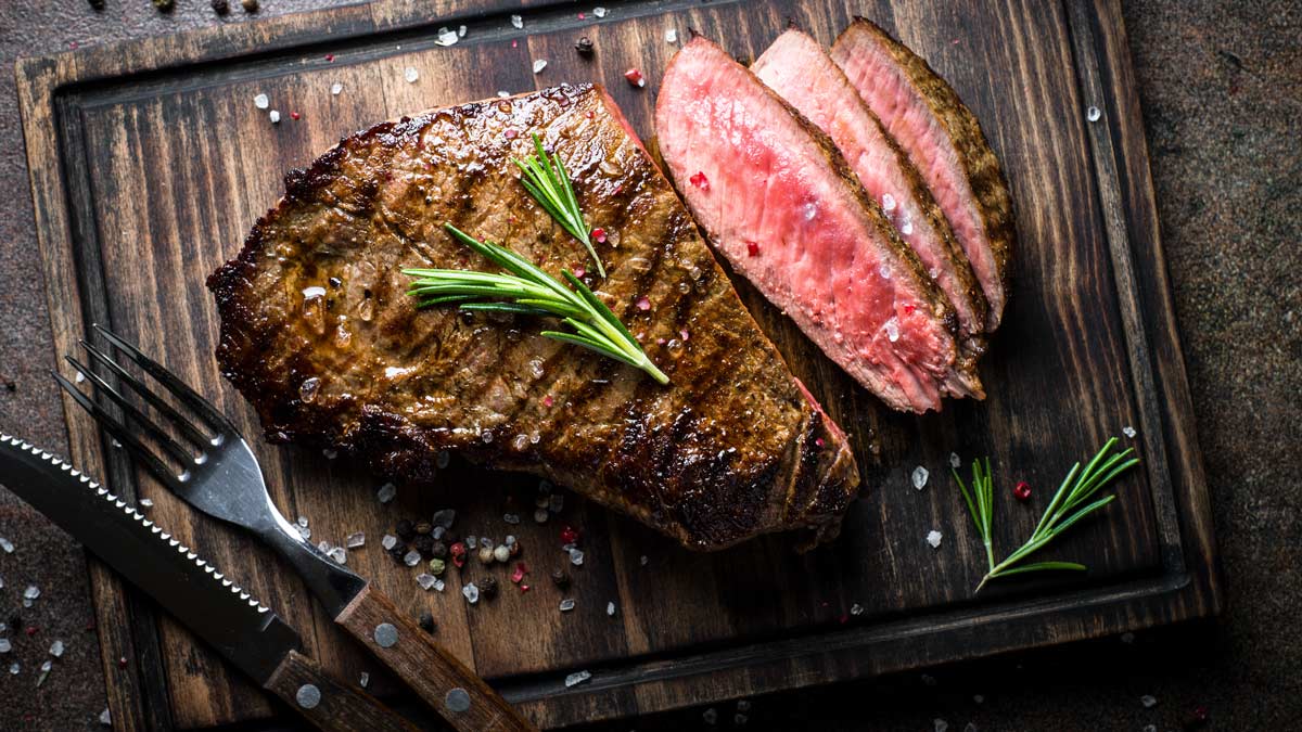 Los científicos recuerdan que comer carne es crucial para la salud humana