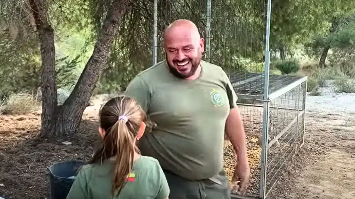 El Pencho se encuentra con una sorpresa en una de sus jaulas trampa